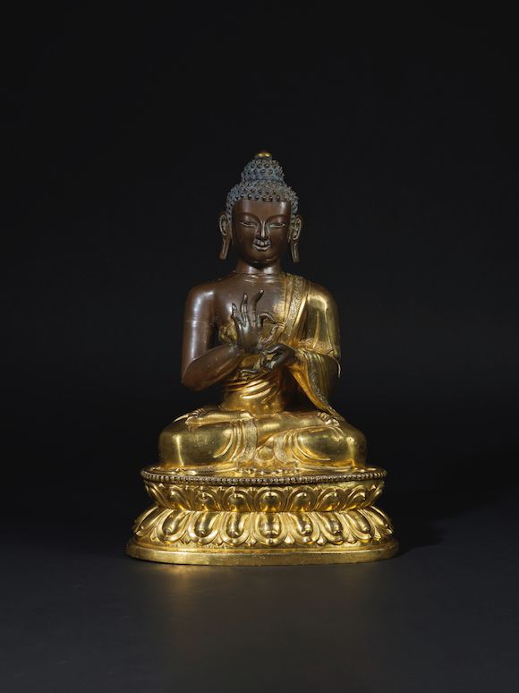 Bonhams Cornette de Saint Cyr : STATUETTE DE BOUDDHA EN ALLIAGE DE CUIVRE REPOUSSÉ PARTIELLEMENT ...