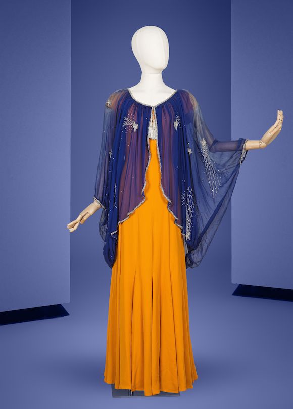 Bonhams Cornette de Saint Cyr : Chloé, collection Prêt-à-Porter, circa ...
