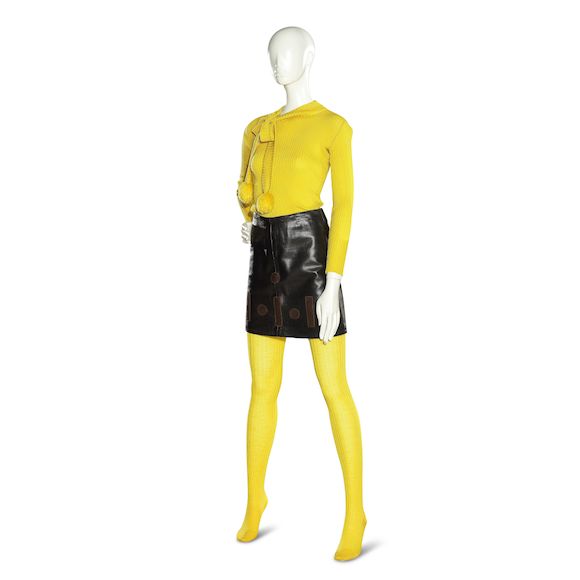 Bonhams Cornette de Saint Cyr : Tricots PIERRE CARDIN et les Vêtements ...