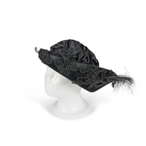 Bonhams : Dame Maggie Smith (as Violet Crawley, Dowager Countess of ...