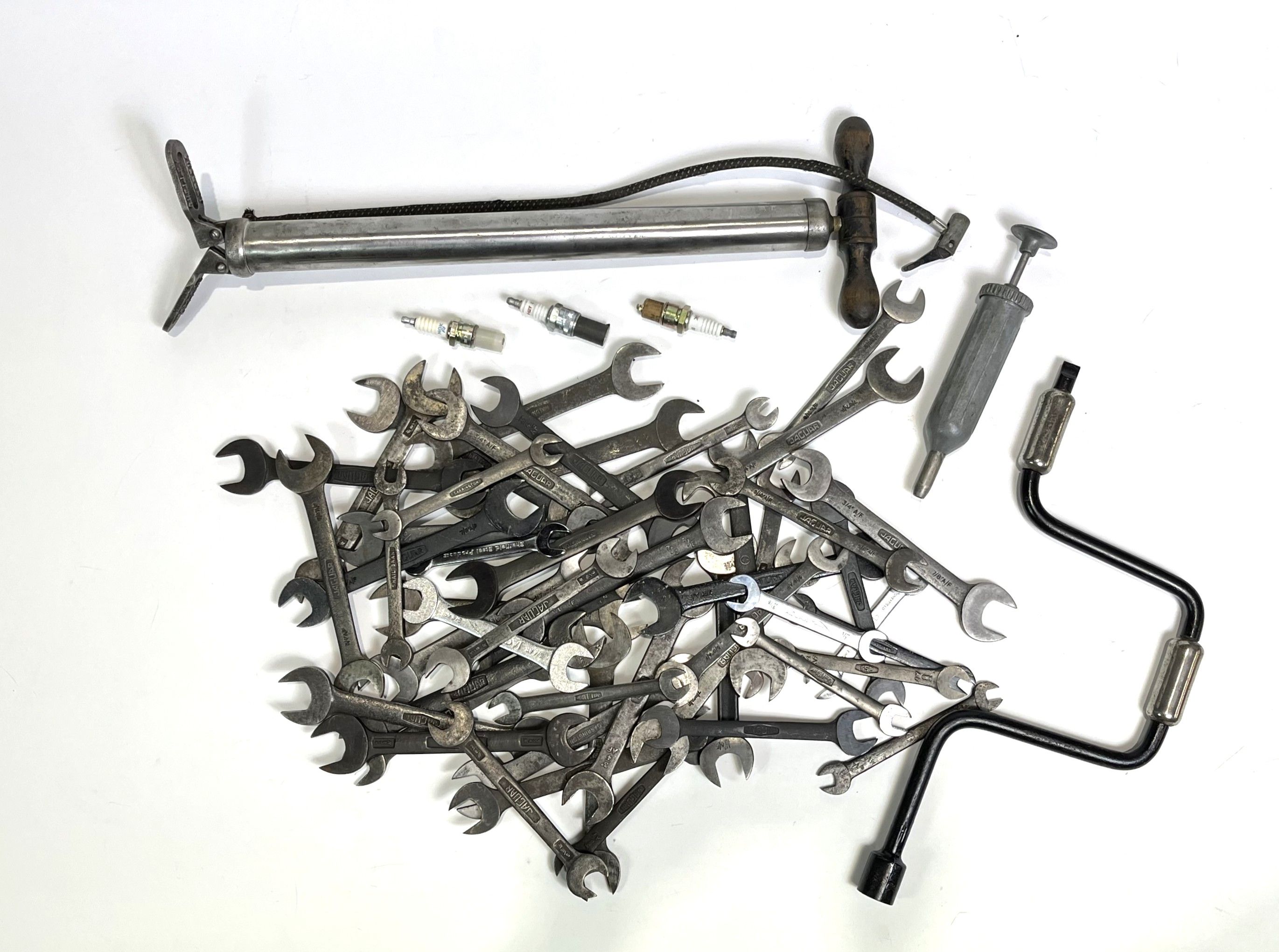 Bonhams Cars : Air Pump, Spark Plugs, Branded Spanners, Crank Handle ...