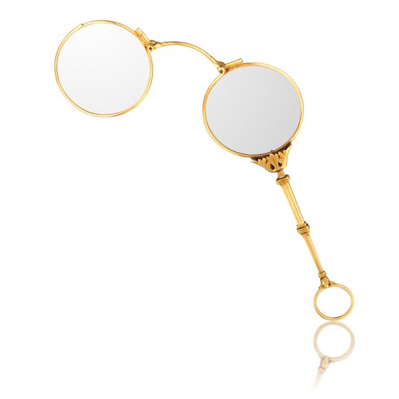 Bonhams Cornette de Saint Cyr : GOLD LORGNETTE FACE À MAIN OR